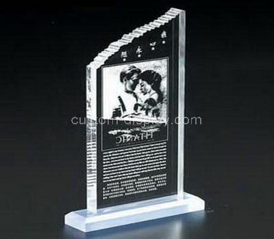 Lucite awards, acrylic medals and trophies, perspex personalized trophies